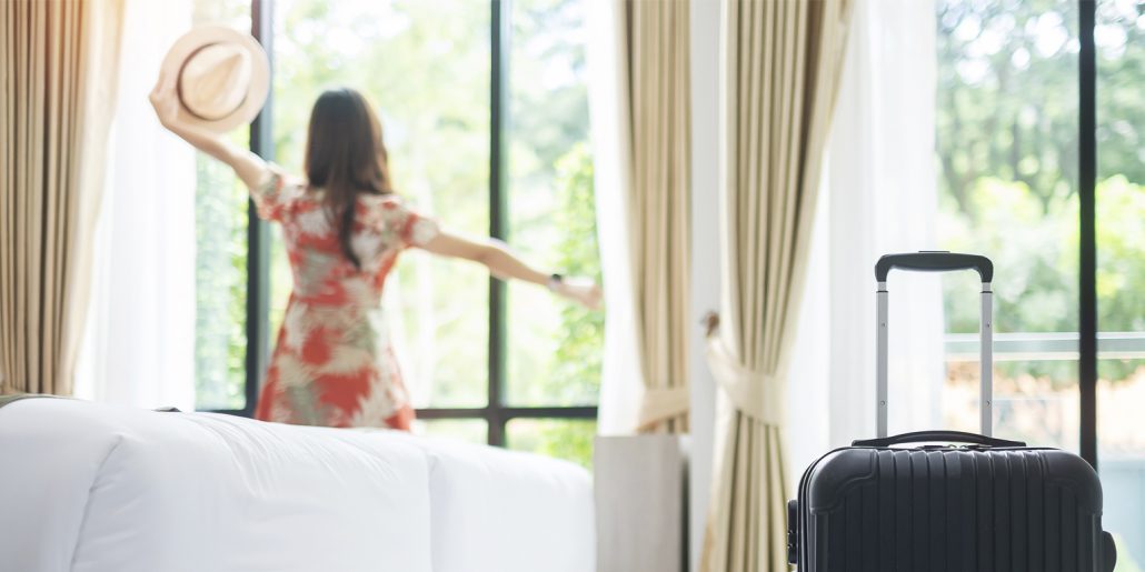 Importance Of Automation Contact- And Seamless Guest Experience Featured